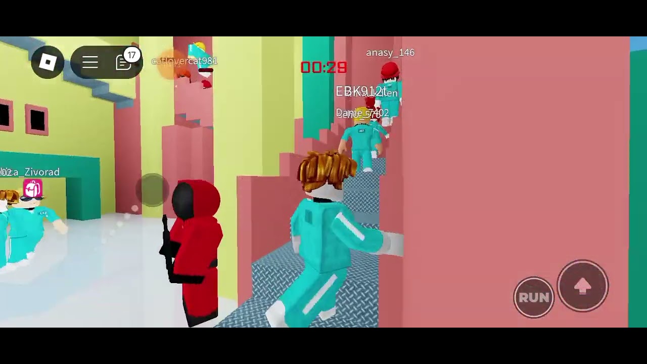 playing roblox squad game - YouTube