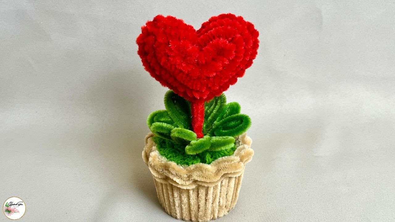 💓How to make a beautiful love heart plant pot for Valentine's Day using ...