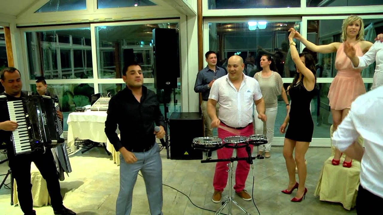 Emy de la Focsani - Mai stai,mai stai (Botez Mateo Andrei) Arezzo - YouTube