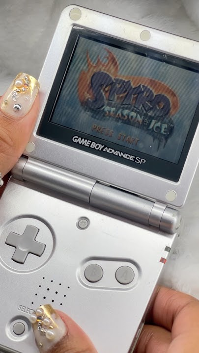 Nintendo Gameboy Advanced SP Retro Console - Spyro the Dragon - YouTube
