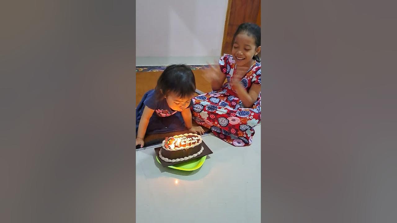 ulang tahun salsa !! lilin tdk bisa di tiup - YouTube