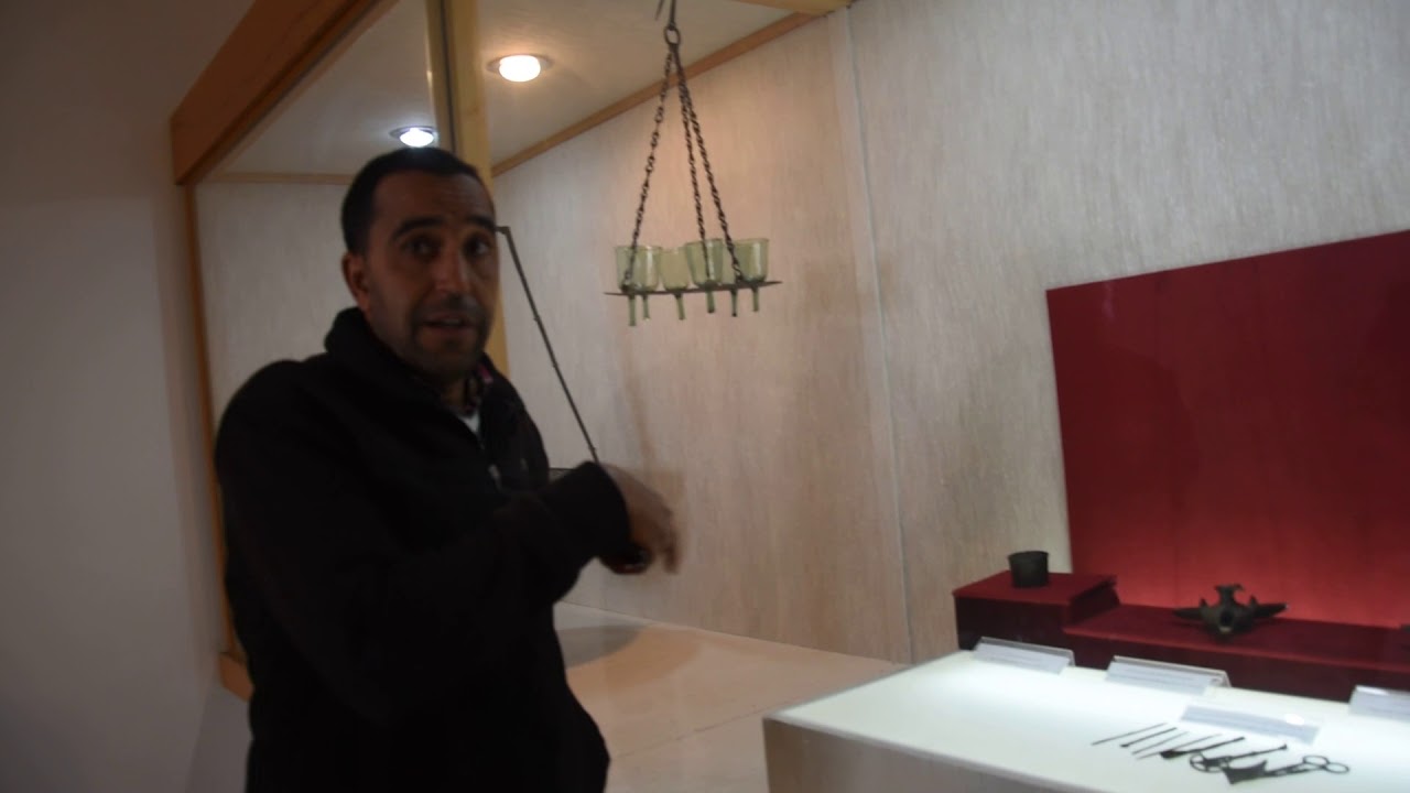 Au musée Raqqada - YouTube