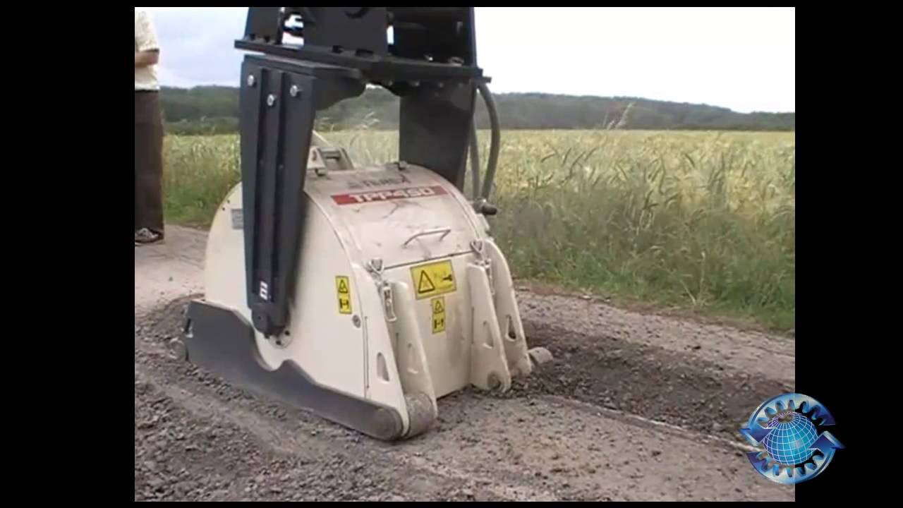 TEREX Patch planer TPP450 on TC125 asphalt cutting - YouTube