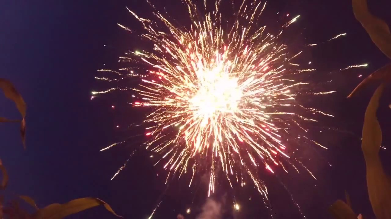 24 Shot Excalibur Firework Finale - YouTube