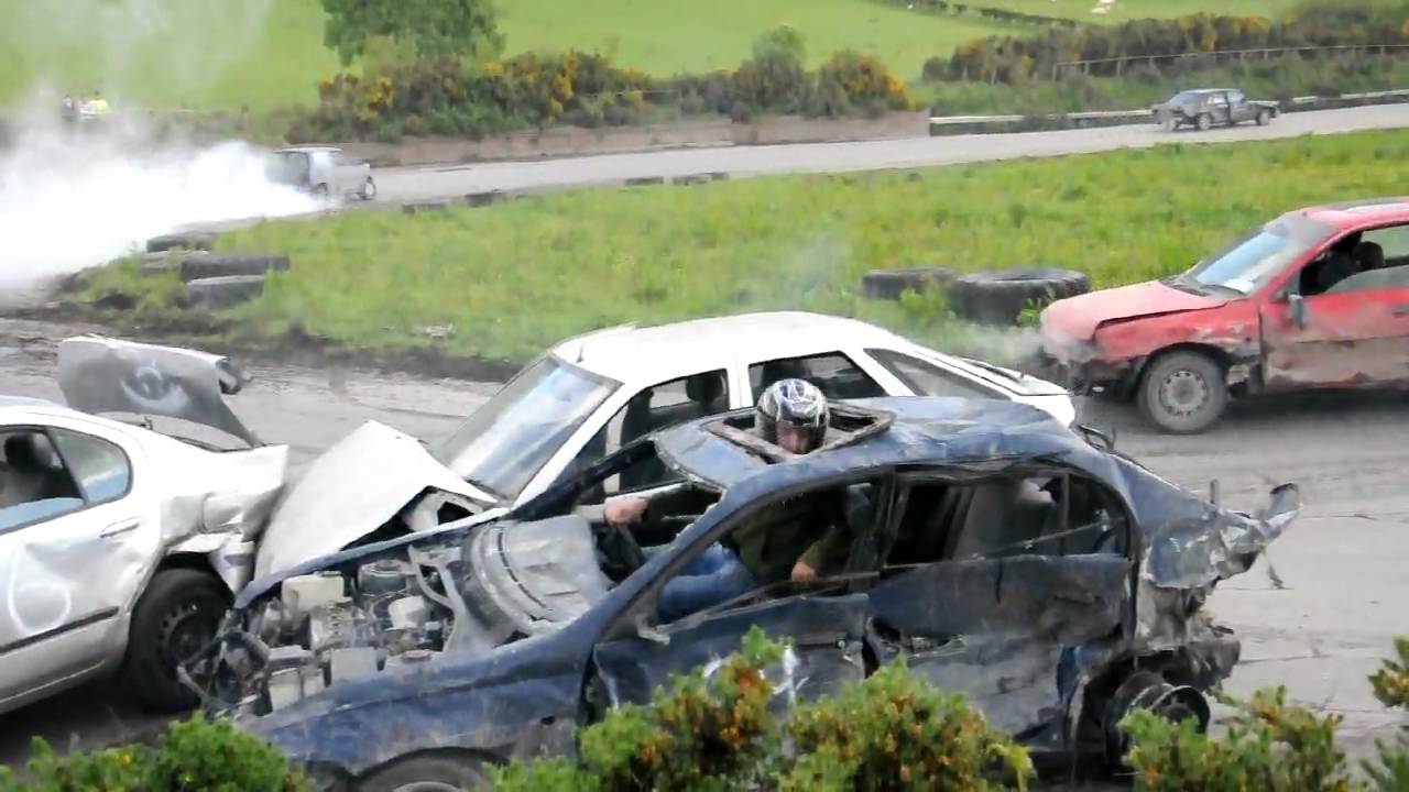 Demolition Derby, Half Way Stock Car Track, 13th June 2010. - YouTube