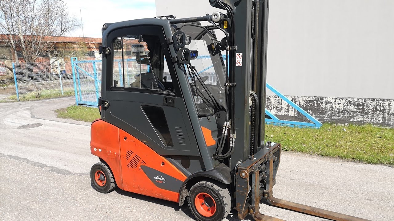 Linde H20T-01 2017r Triplex - YouTube