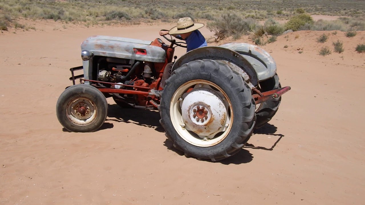 1960 Ford 641 32 Hp Gas Tractor - YouTube