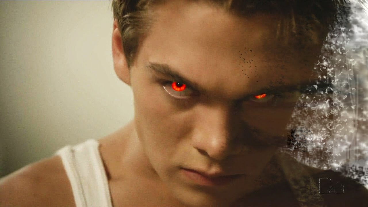 Teen Wolf - Liam como alpha - YouTube