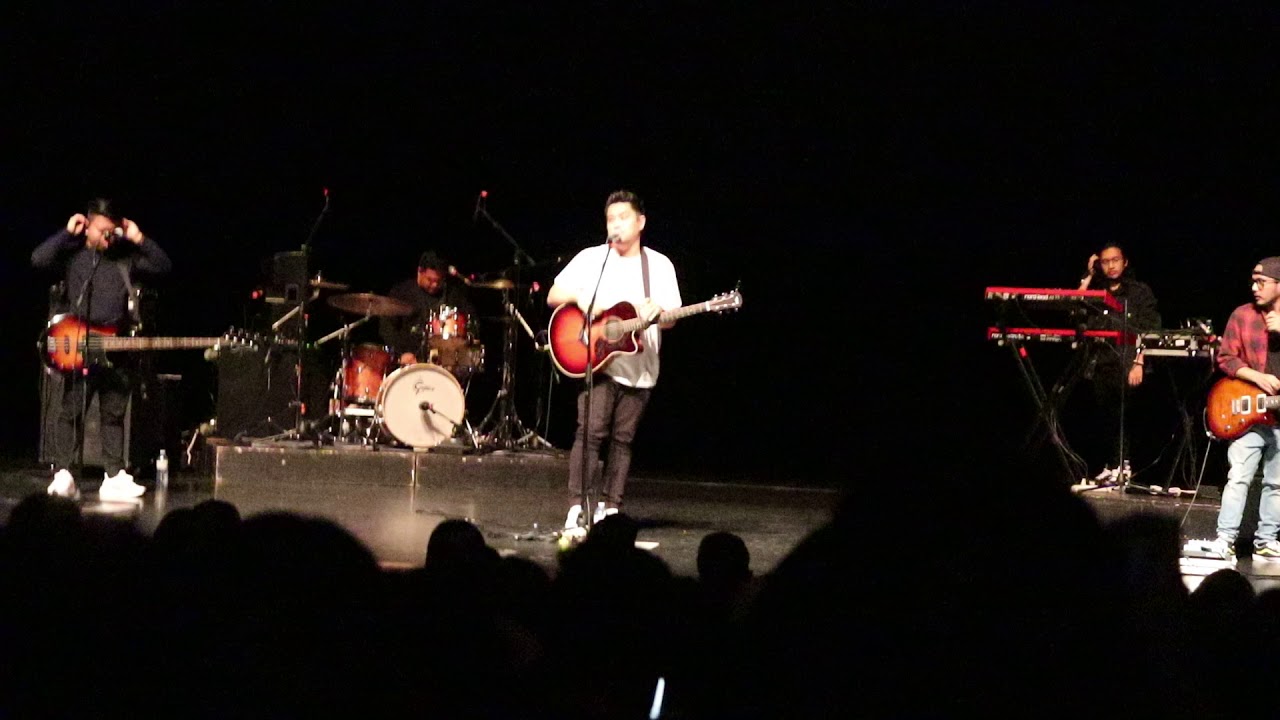 December Avenue - LIVE CONCERT in Toronto, Canada (Part 2) - YouTube