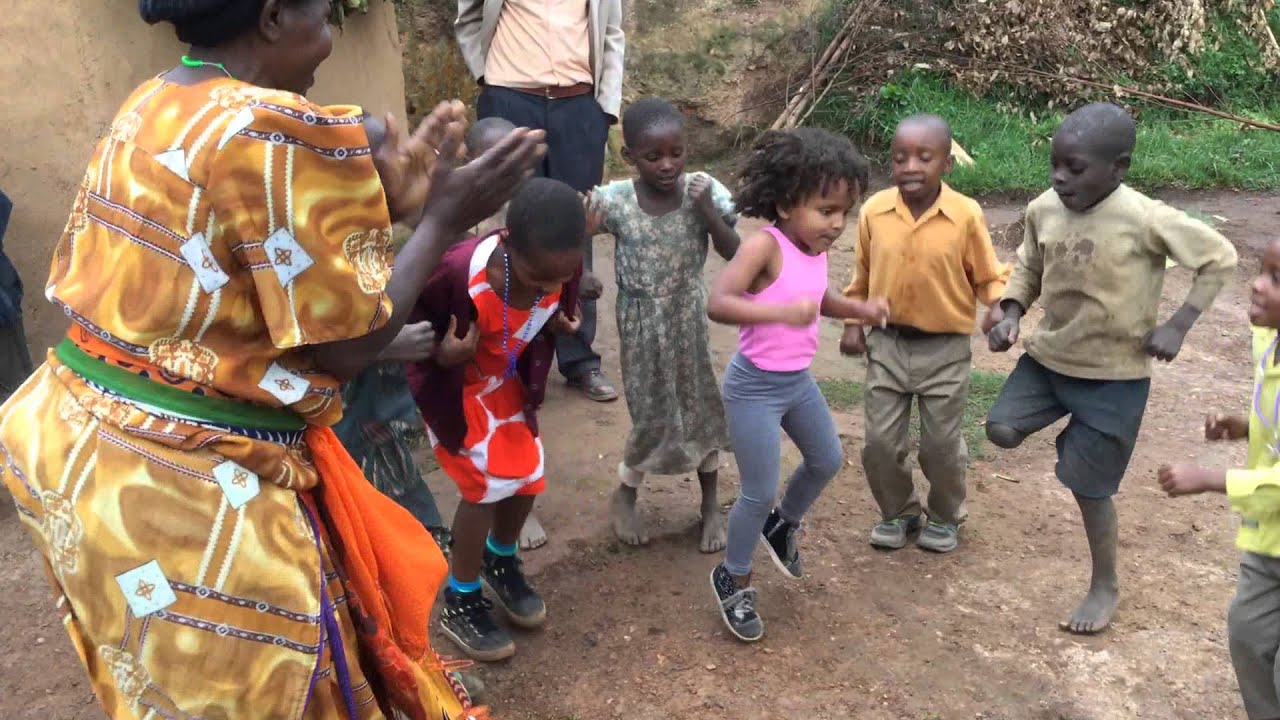 Kendra dancing in Nangara - YouTube
