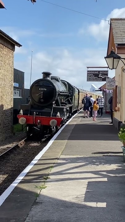 LMS jubilee 45596 ‘Bahamas’ arriving into watchet station (the west Somerset railway) - YouTube
