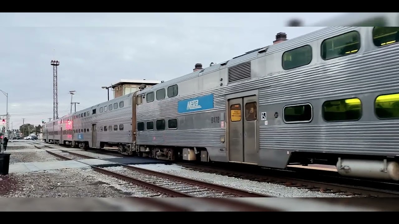 Blue Island Rush Hour - 11/1/23 - YouTube