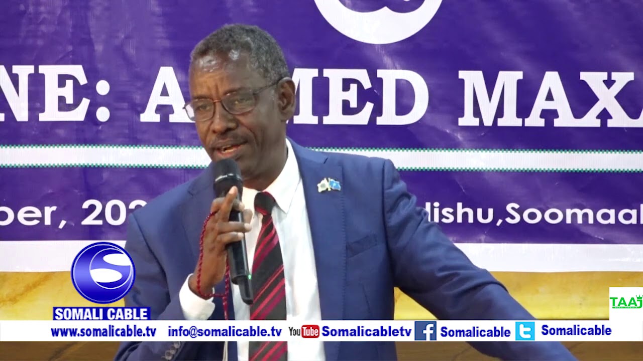 Senator Fartaag "raadkii is dhexgalkii Soomaaliya waa la helay" - YouTube