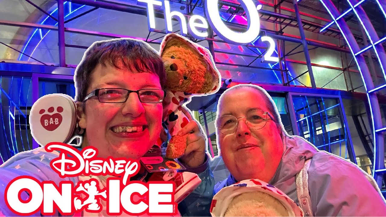Disney On Ice fun at the O2 - YouTube