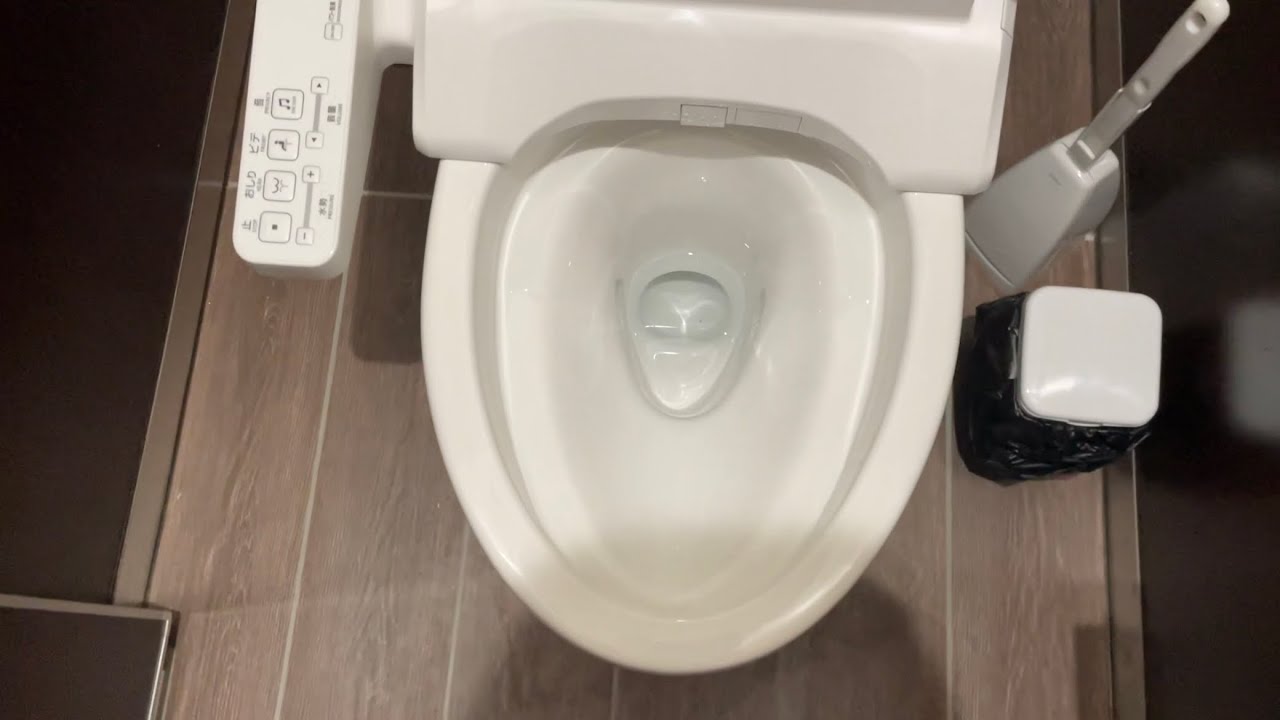 TOTO CS340B - YouTube