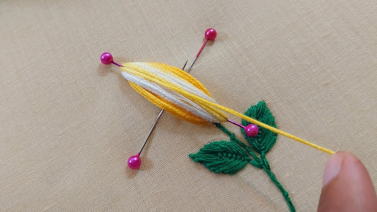 Amazing 🌼🌸🌼 design with new trick|super easy hand embroidery - YouTube