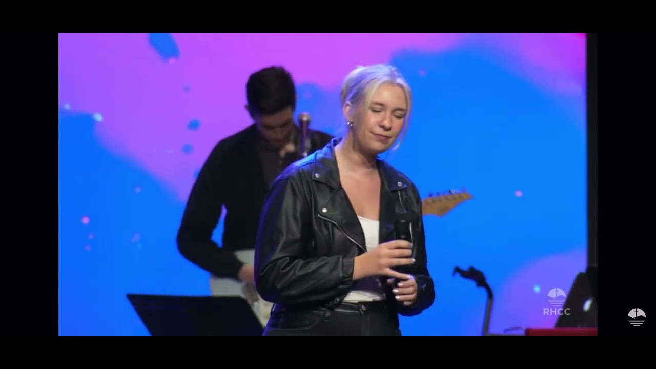 A Thousand Hallelujahs- Brooke Ligertwood performed by Anna Crumley ...