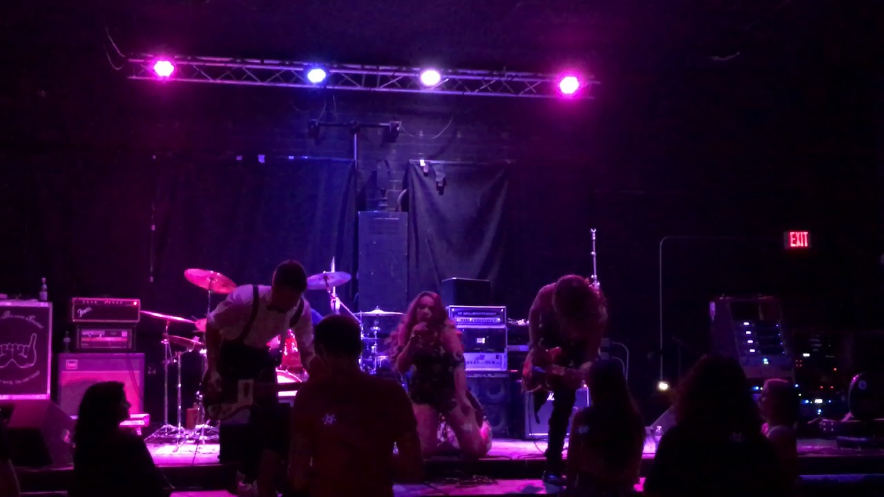 Heartbreaker (Zeppelin cover performed by Undecided Youth) - YouTube