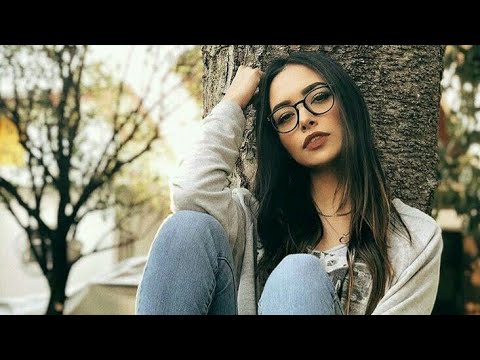 Deniz Bolat - Bir Yaprak