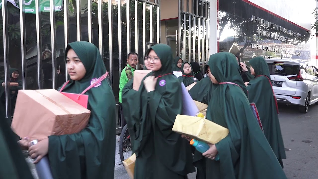 AL-WILDAN INTERNATIONAL ISLAMIC SCHOOL TANGERANG-MASA PENGENALAN ...