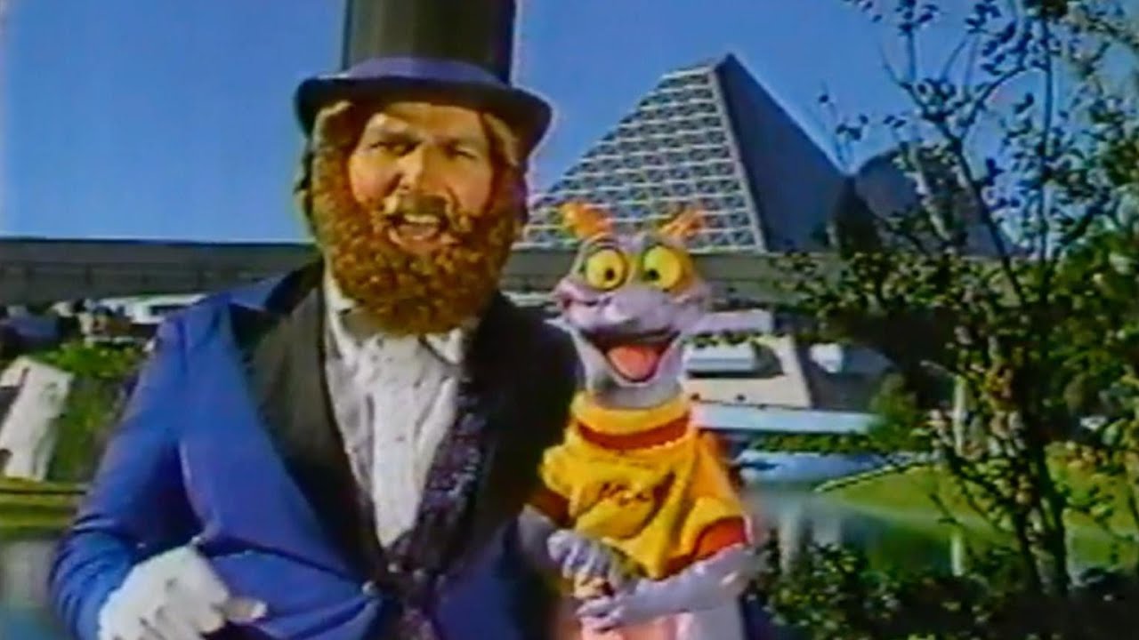 Dreamfinder & Figment at Christmas (EPCOT 1980s) - YouTube