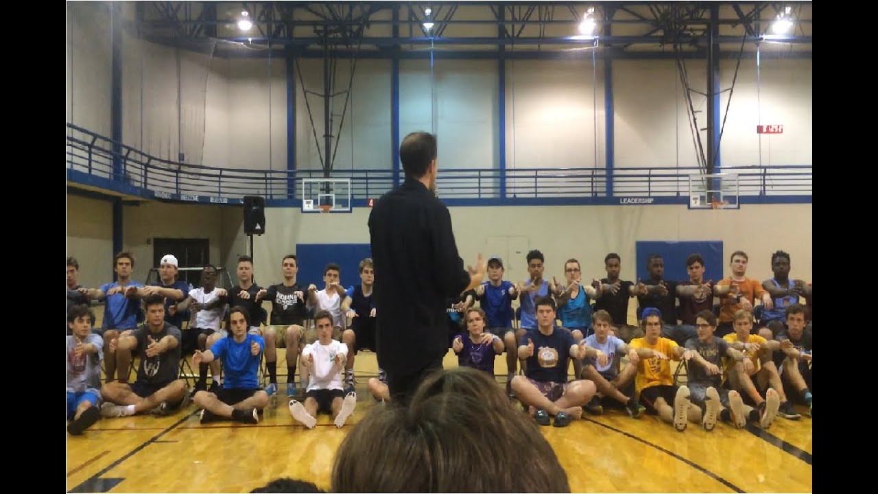 De Smet Jesuit Class of 2016 Lock-In Hypnosis Show - YouTube