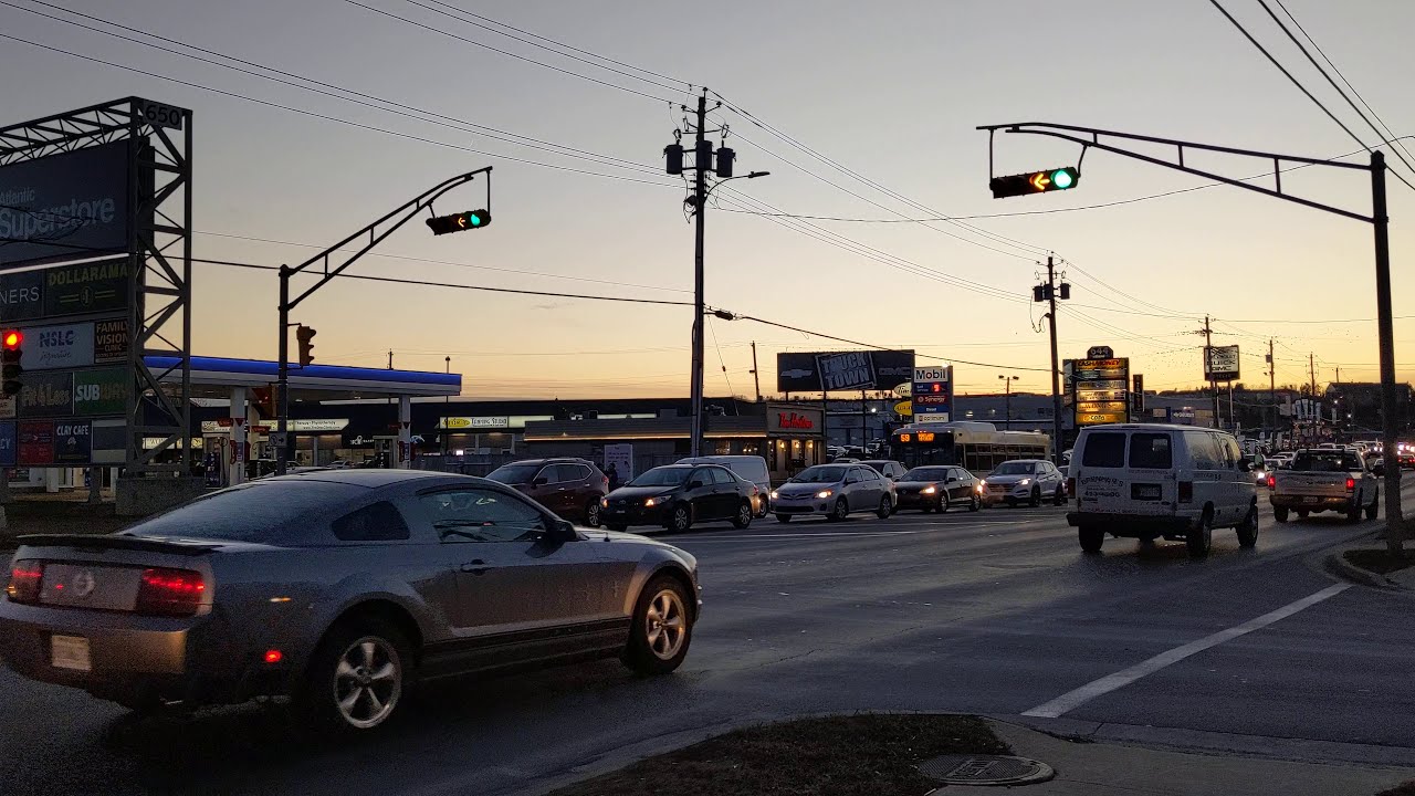 Split Phase Intersection in Dartmouth - YouTube