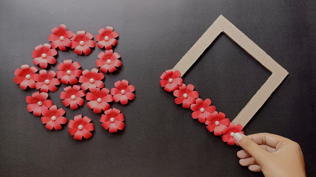 Beautiful wall hanging craft / easy and simple wall hanging ideas ...