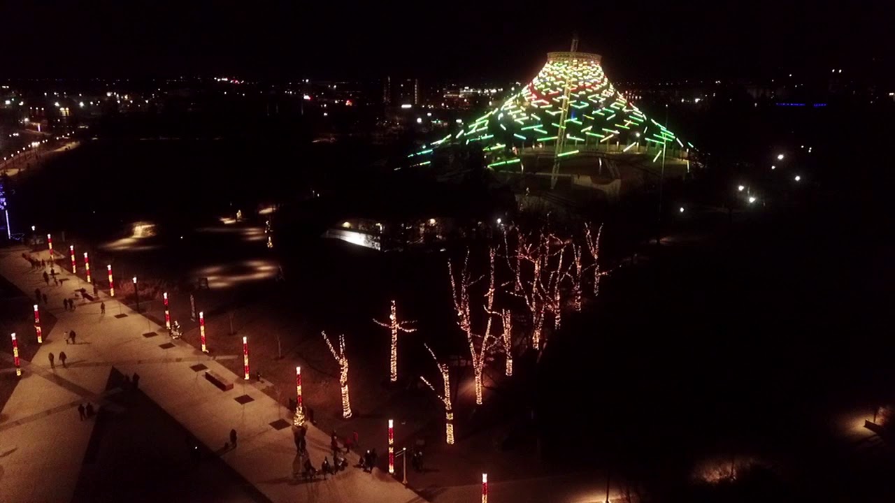 Spokane Riverfront Park Christmas Eve 2020 - YouTube