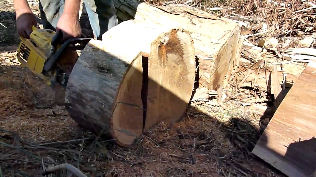 Splitting Big Blocks Logs Chainsaw Method YouTube splitting-big-blocks-logs-chainsaw-method-youtube