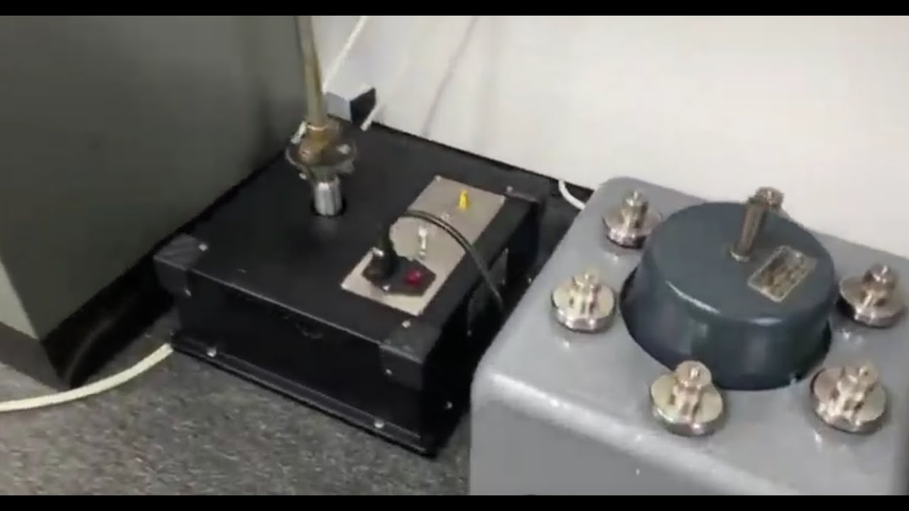 Kubiak-Szerszen high torque platter motor + Neumann VMS lathe - YouTube