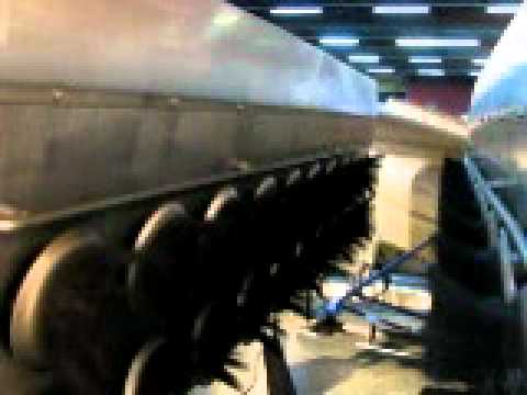 Use Poultry Tech Meyn Plucker JM40 - YouTube