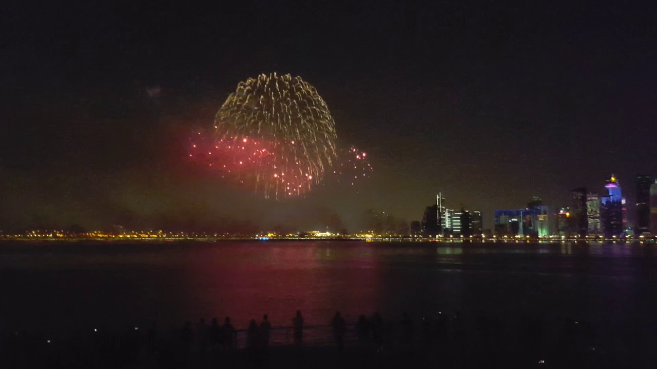 Doha Fire Work 18th December 2017 - YouTube