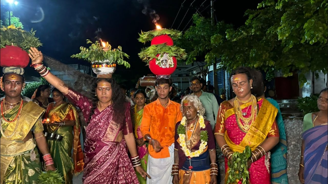 Bhrahamana pally nalla pochamma panduga ||నల్ల పోచమ్మ పండుగ - YouTube