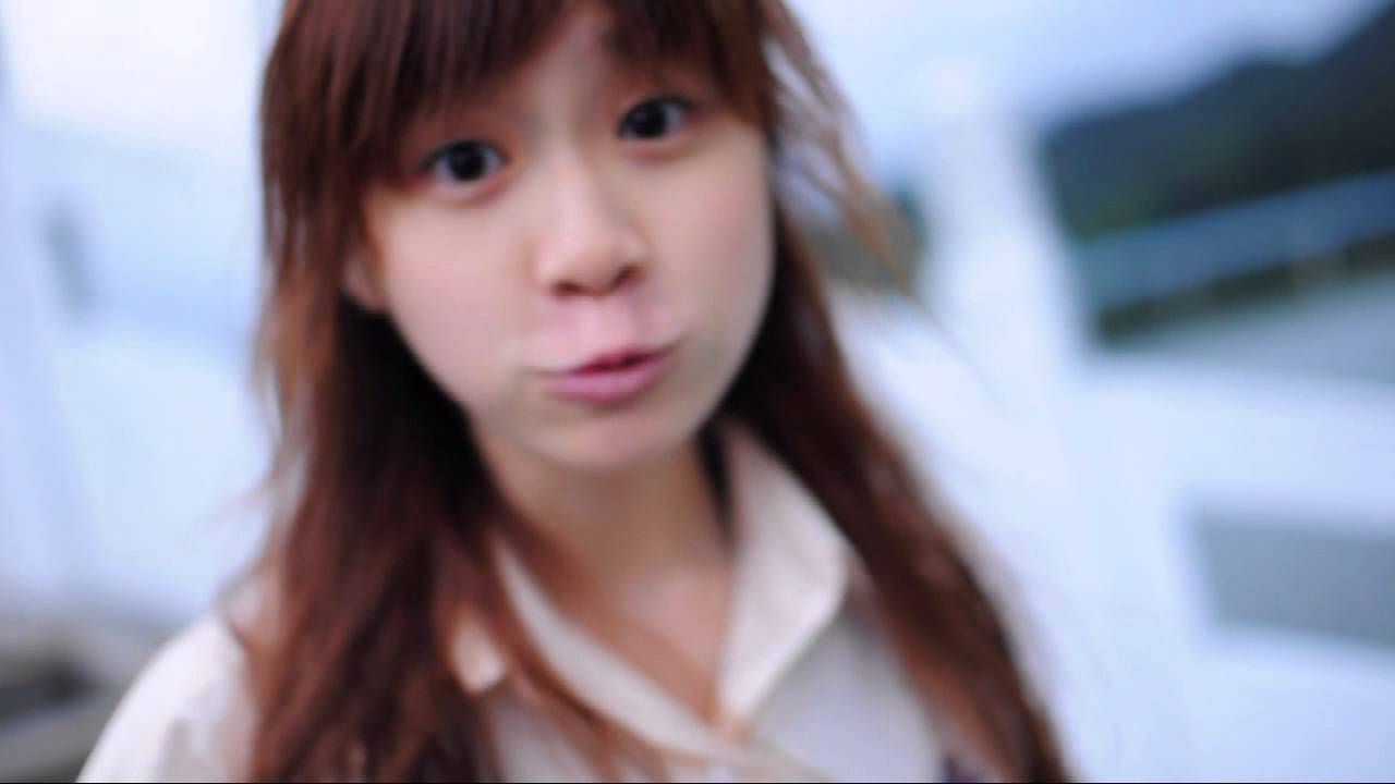 Portrait Photography - Taiwanese school uniform 台灣制服女孩 - YouTube