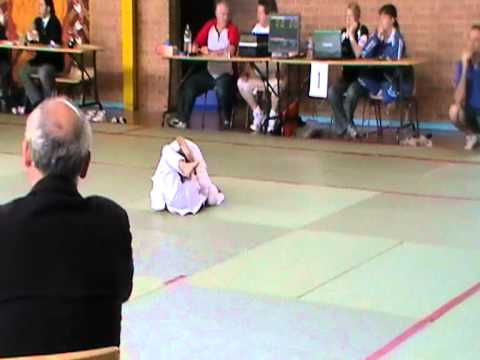 mitch North-South hold down ippon.MOD - YouTube