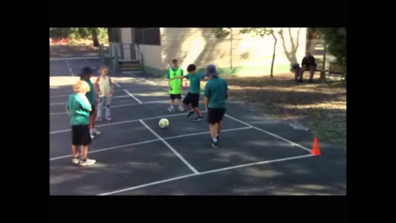 Panna Football Playground 'Game of Footsquare' - YouTube