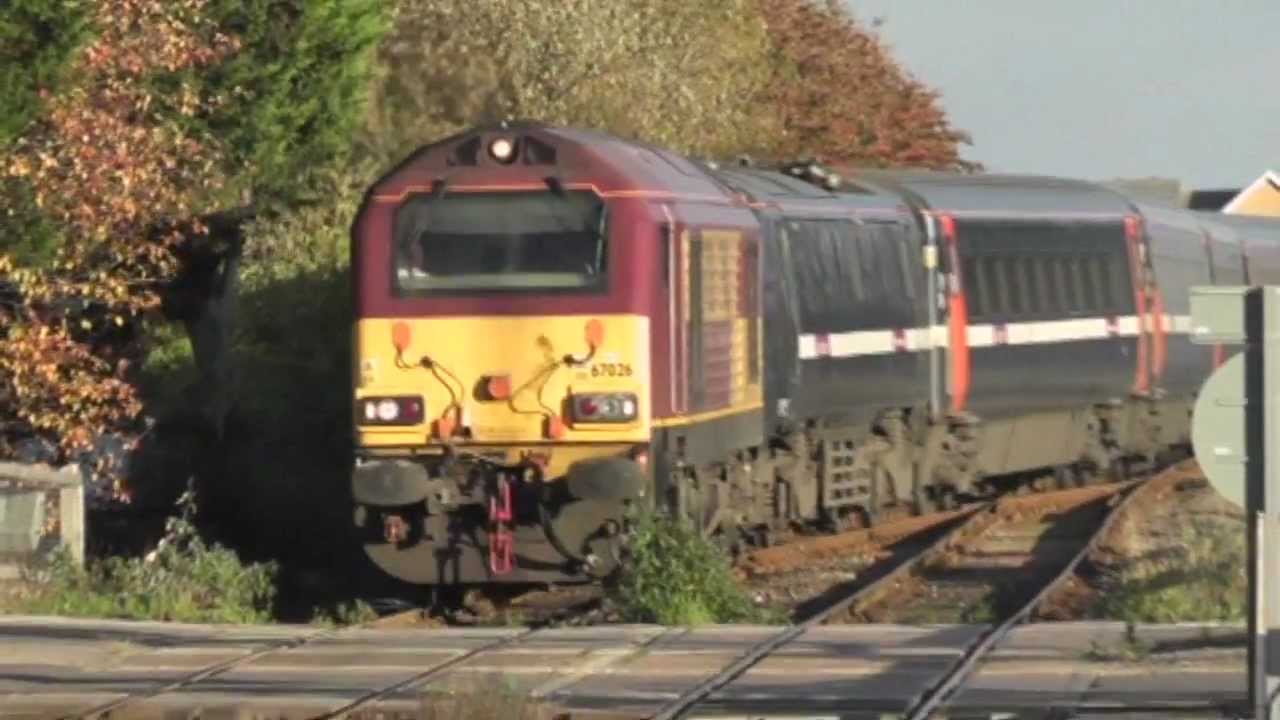 Class 67 67026 + diverted Class 91 - 29/10/11 - YouTube