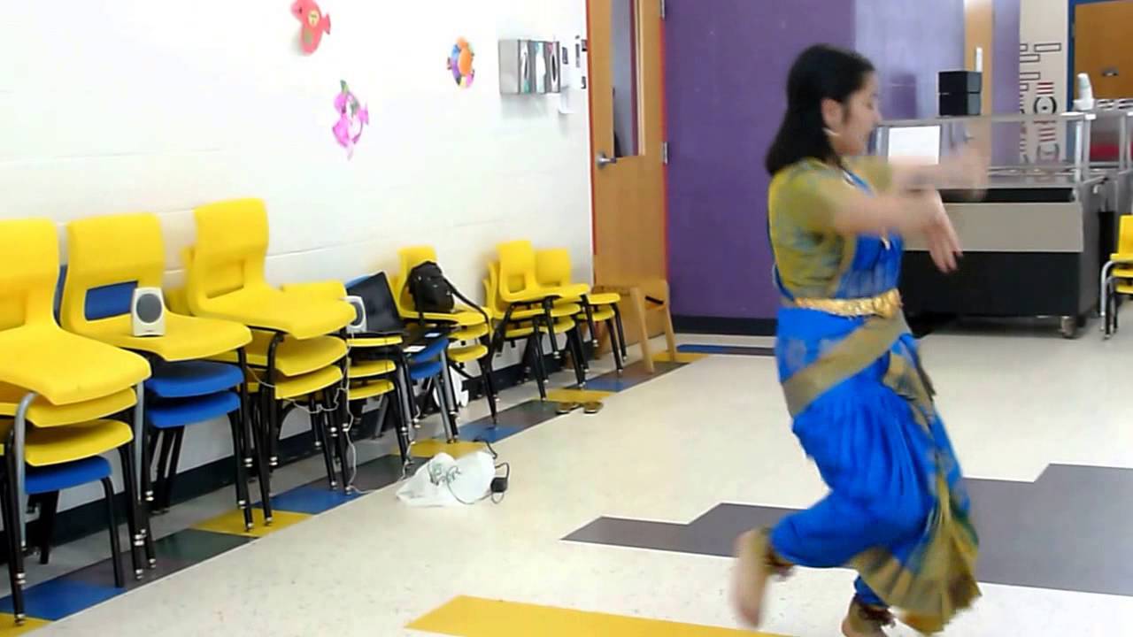 Pranshu's performance for the kids at the JD McCarty Center. - YouTube