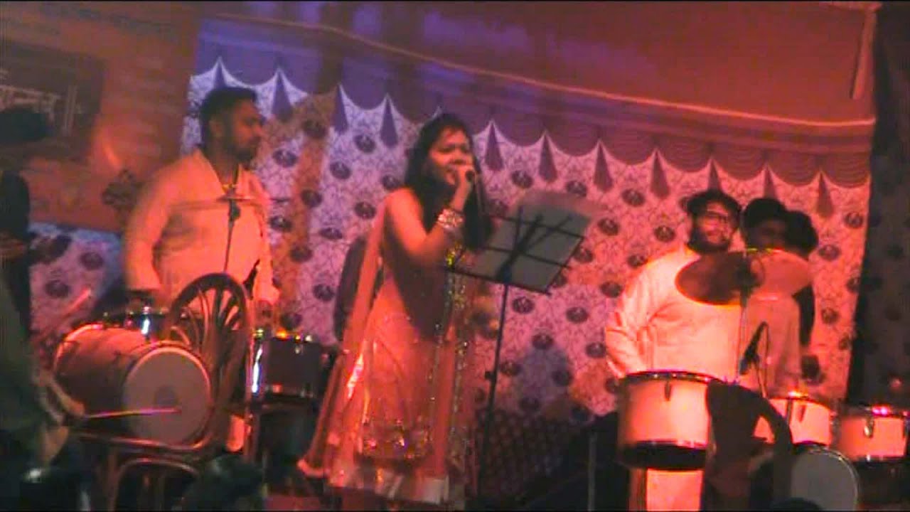 Pari Hun Main NAINA DAS - YouTube