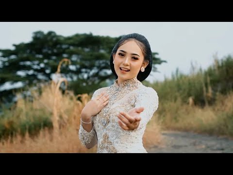 Silvy Kumalasari - Lamunan