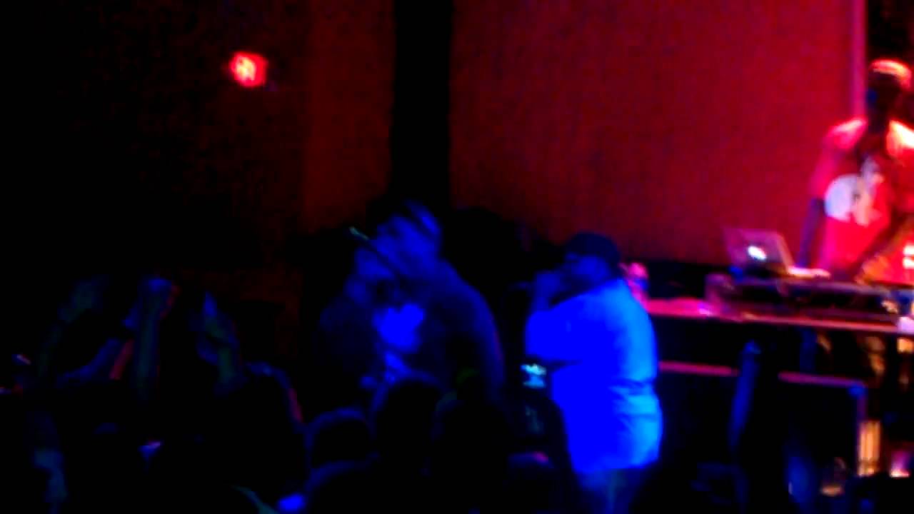 Return of 4eva - YouTube