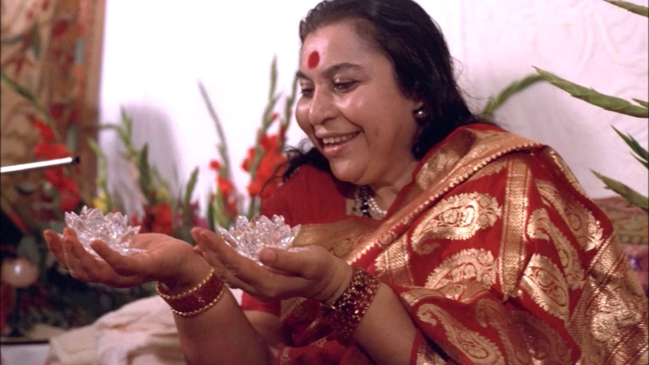 Laxmi ali with wording and meaning in english and italian - YouTube