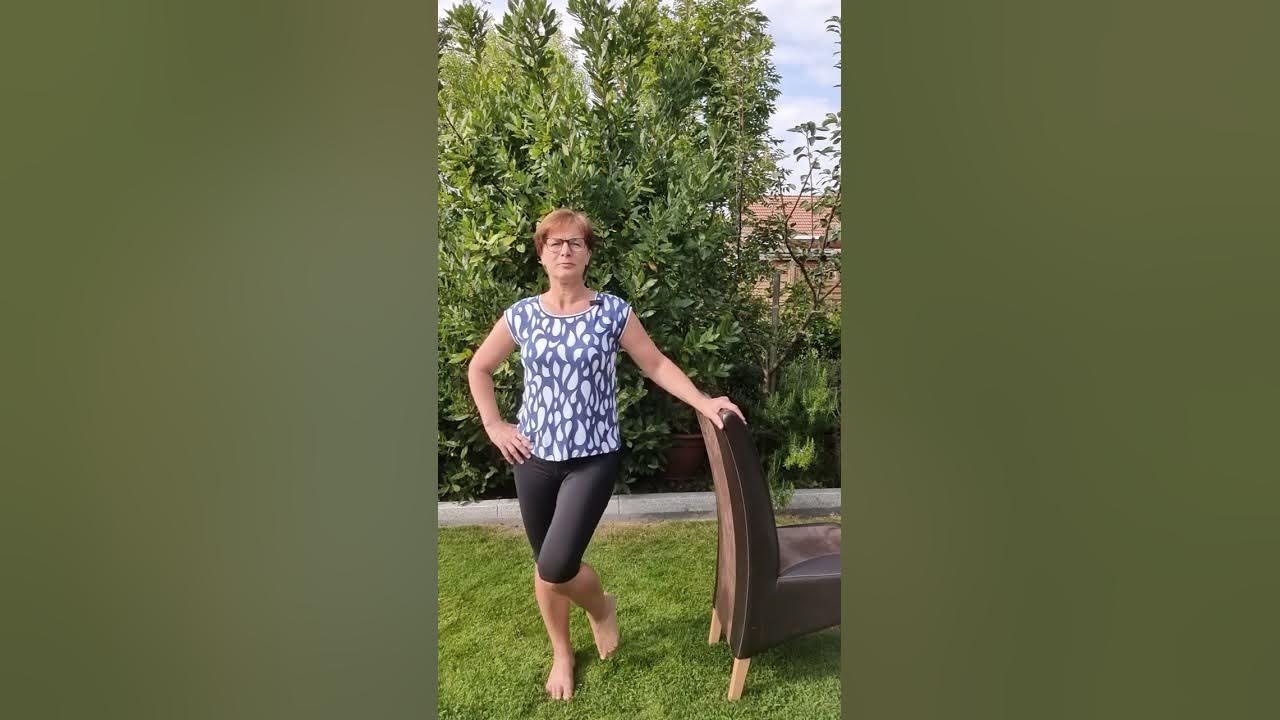 Упражнения для коленных суставов - YouTube