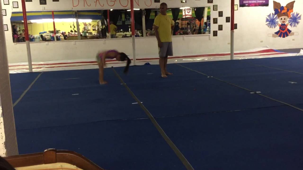 Layout Tumbling Chloee - YouTube
