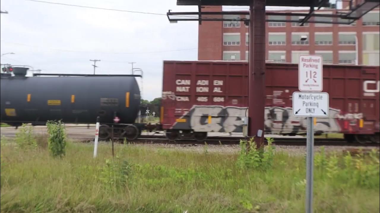 CN 3140,CN 2820 Moving A Fast Manifest Freight Eastbound Through Battle Creek Michigan - YouTube