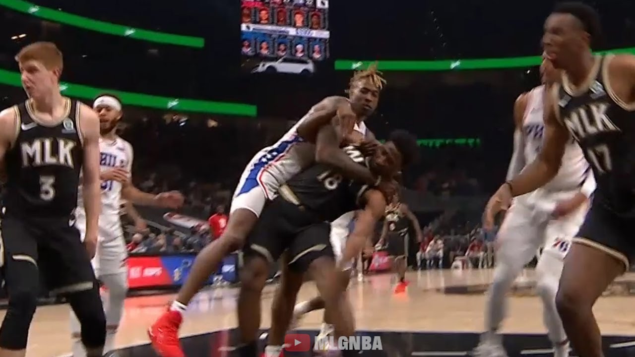 Dwight Howard and Solomon Hill is an explosive mix | Hawks vs 76ers ...