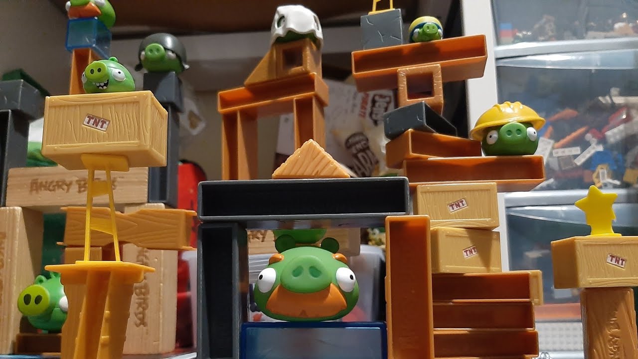 Angry birds the great pig city . Only 10 years late . - YouTube