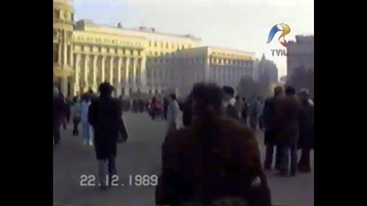 Raritate. Primele imagini dupa fuga lui Ceausescu la Revolutie - sediul ...