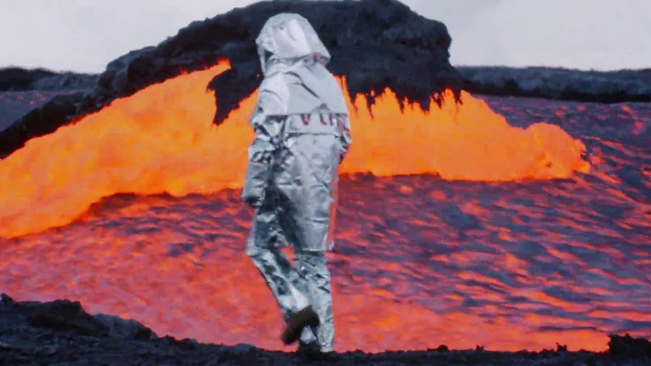Dentro del Volcán Documental / Katia & Mauriee Krafft Vulcanologos ...